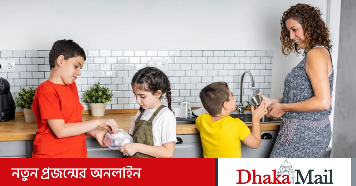 দায়িত্ব নিতে শেখান ছোট থেকেই