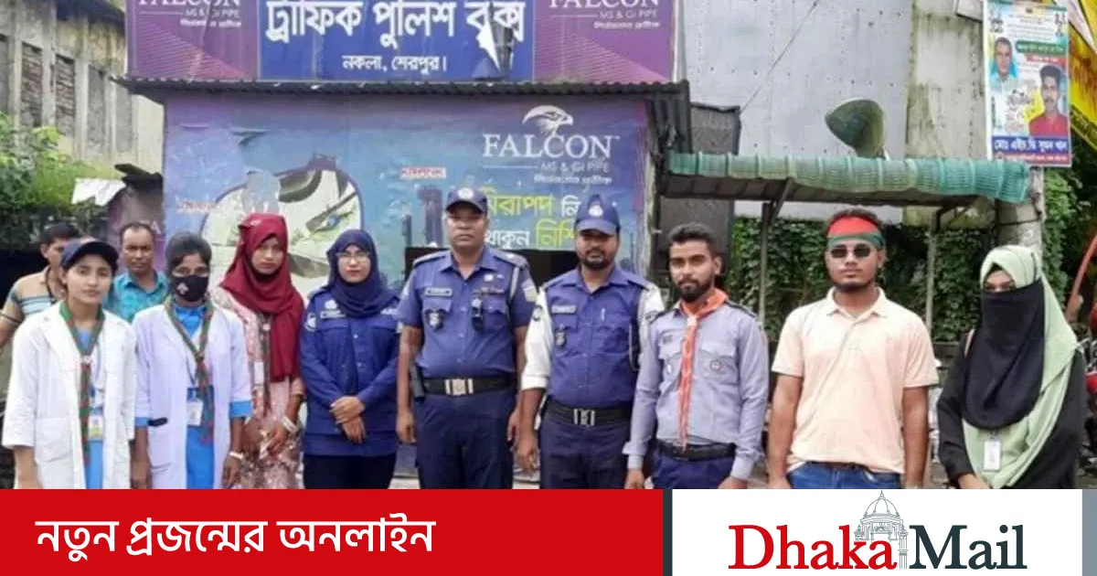 শেরপুরে কাজে ফিরেছেন ট্রাফিক পুলিশ সদস্যরা