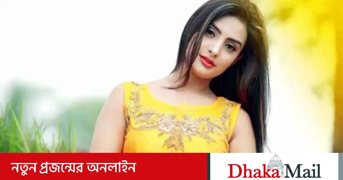 চিত্রনায়িকা নিঝুম রুবিনাকে অপহরণের অভিযোগে উবারচালক আটক